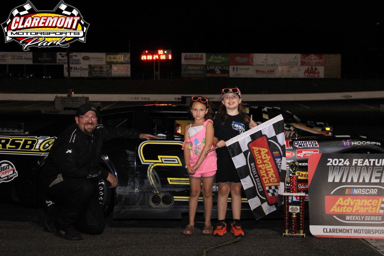 SONNHALTER AND WENZEL WOW HUGE CROWD FRIDAY AT CLAREMONT – Myracenews.com