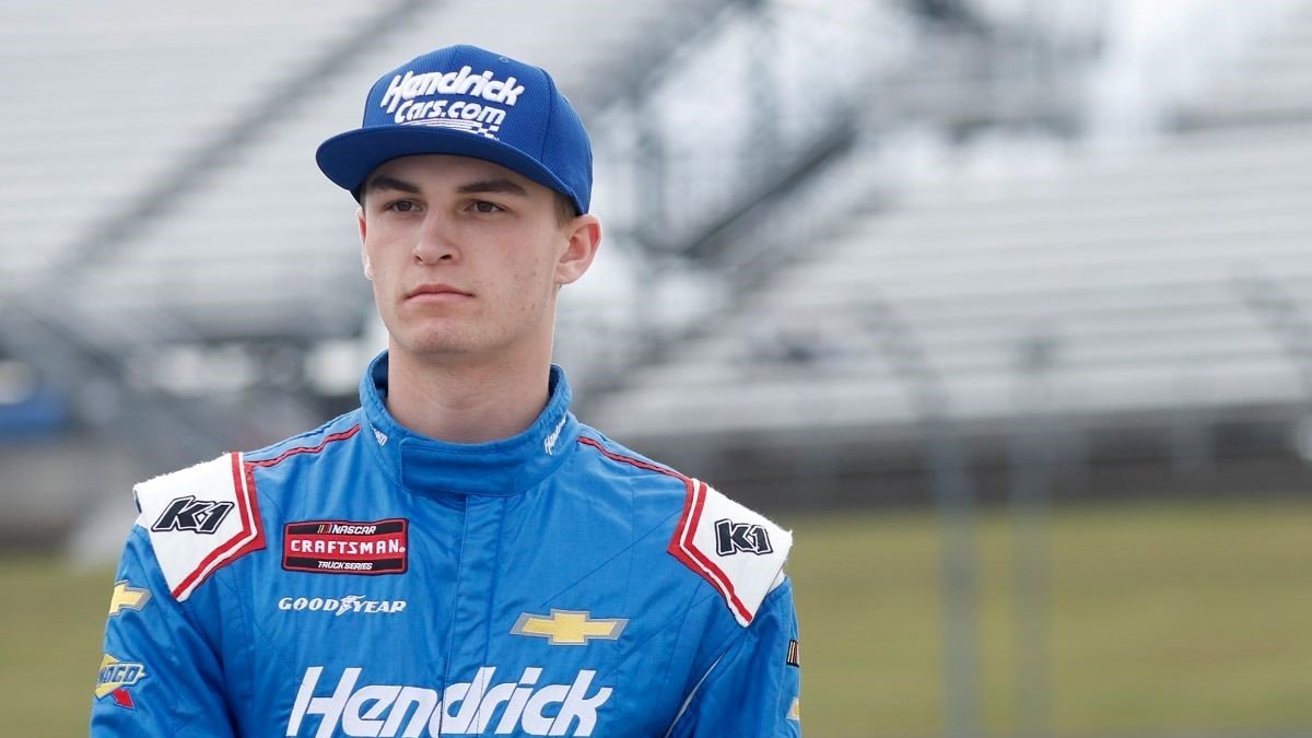 HENDRICK MOTORSPORTS SIGNS DIRT PHENOM COREY DAY – Myracenews.com